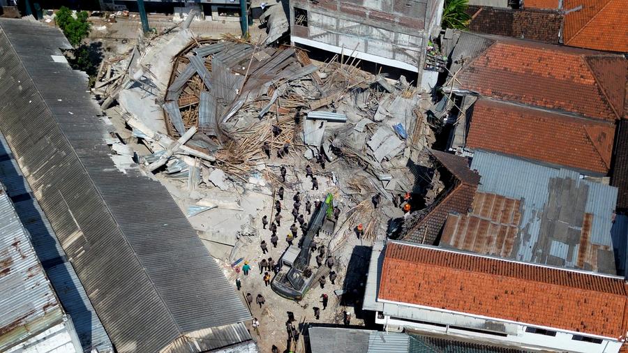 Death toll from Indonesia school building collapse rises to 37-Xinhua
