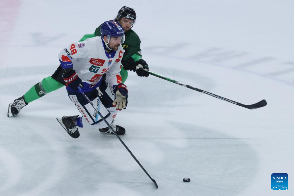 2025/26 Win2day Ice Hockey League match: HK Olimpija vs. HC TIWAG ...