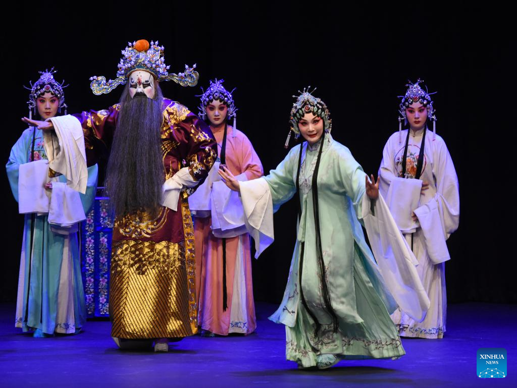 Actors perform in Qinqiang opera in Eisenstadt, Austria-Xinhua