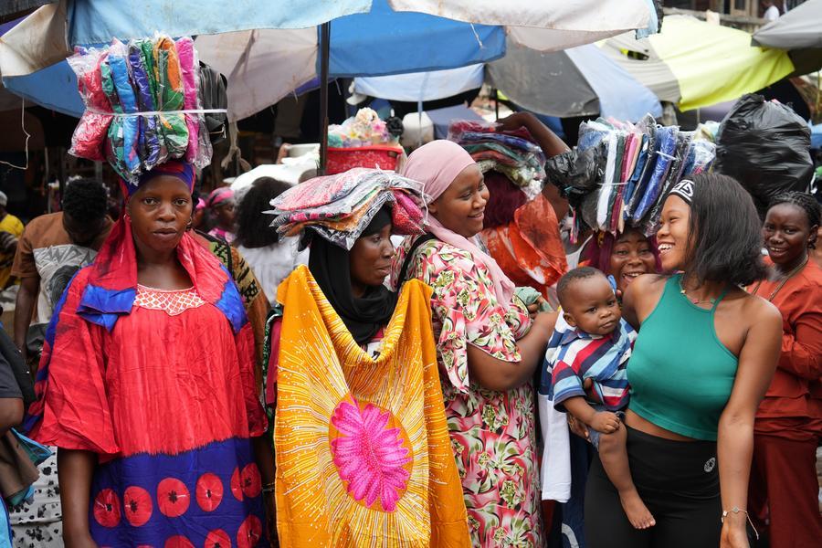 In Pics: Madina Market in Conakry-Xinhua