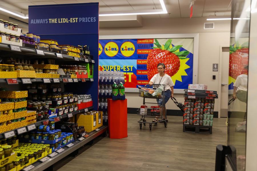 Feature: U.S. working poor struggle under pressure of economic "Kill ...