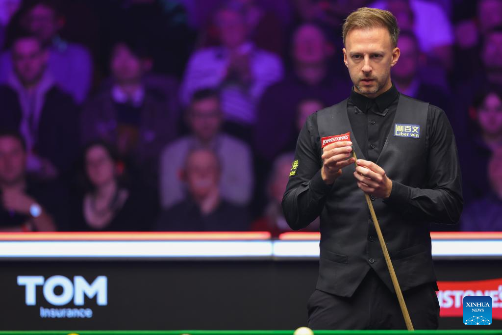 2026 Snooker Masters: Ding Junhui vs. Judd Trump-Xinhua
