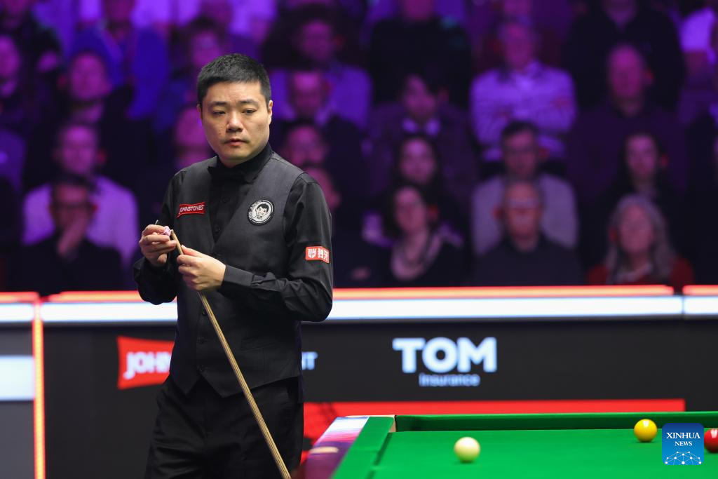 2026 Snooker Masters: Ding Junhui vs. Judd Trump-Xinhua