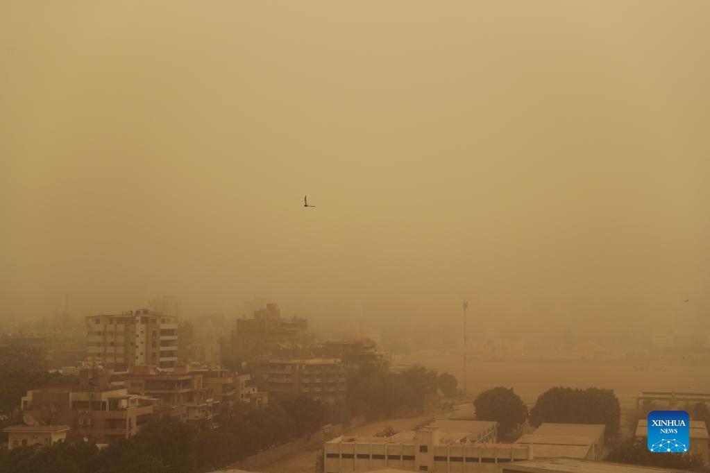 Sandstorm hits Cairo-Xinhua