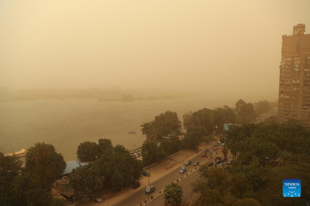 Sandstorm hits Cairo-Xinhua