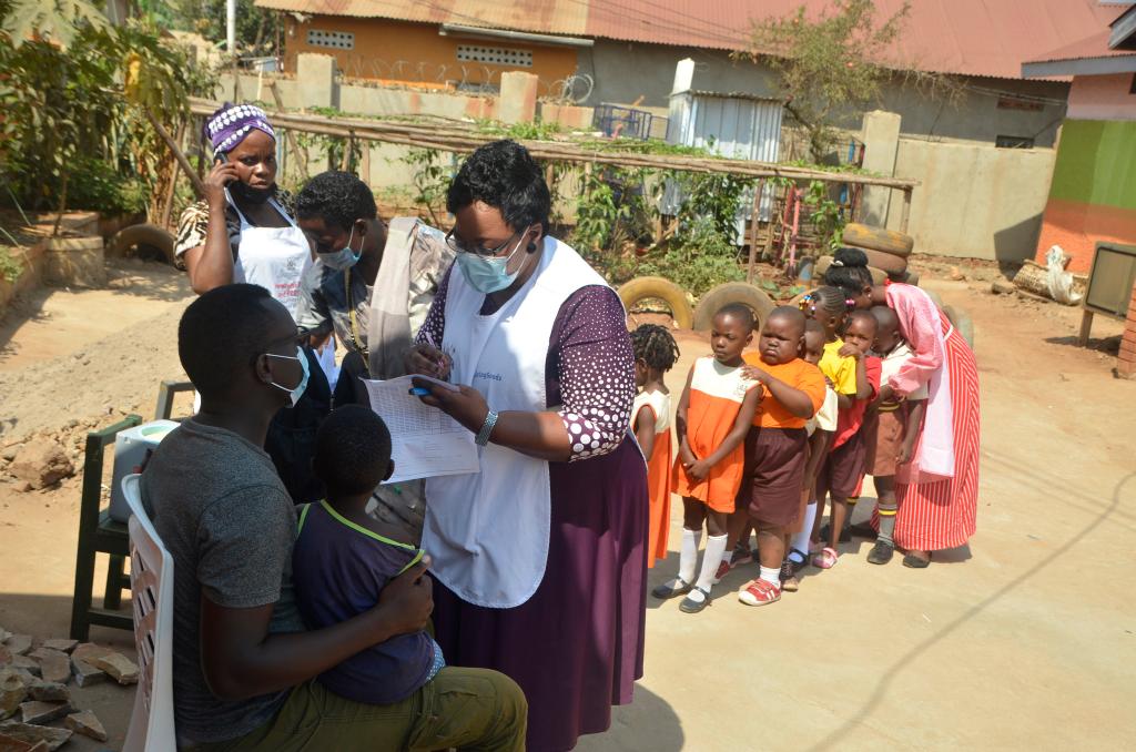 Uganda starts nationwide polio immunization-Xinhua
