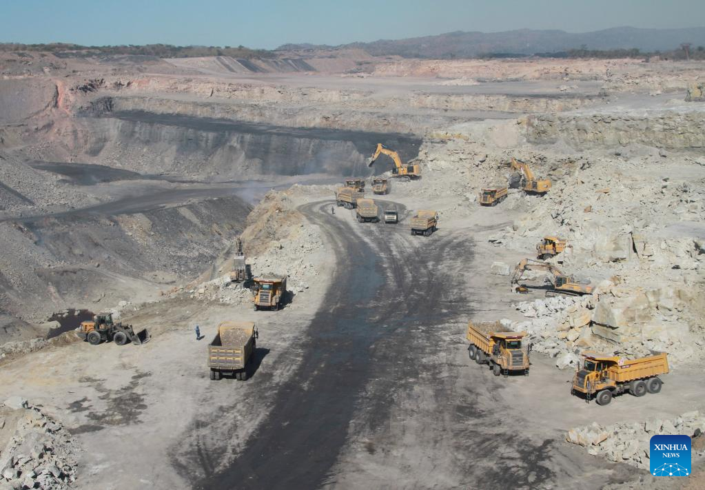 Roundup: Chinese investments give new impetus to Zimbabwe's mining ...