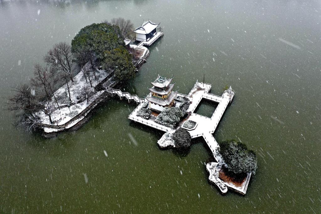 In pics: snow scenery across China-Xinhua