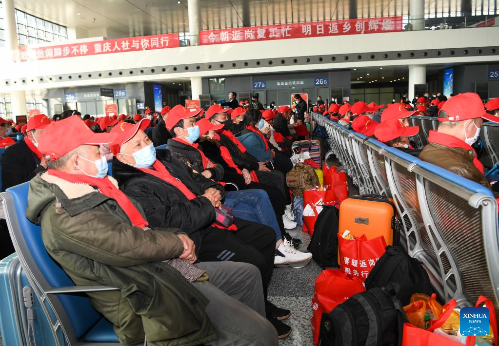 Special train helps migrant workers return to work-Xinhua