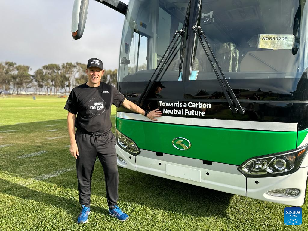 Chinese bus manufacturer supplies Namibia's diamond miner with 1st 65 ...