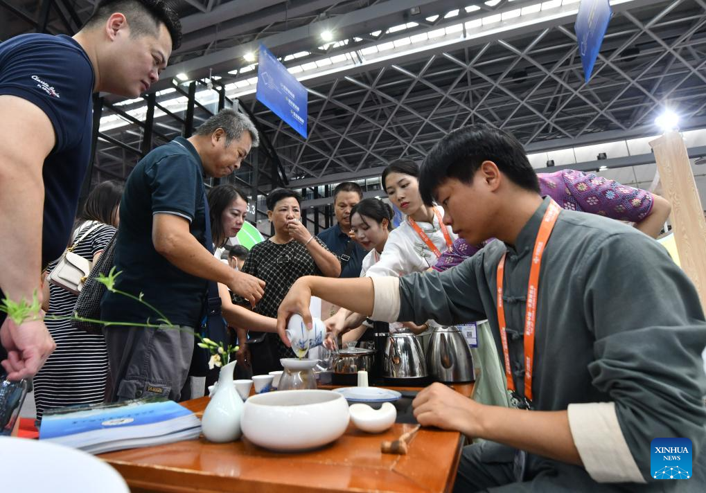 Liubao tea industry thriving in Wuzhou, S China-Xinhua