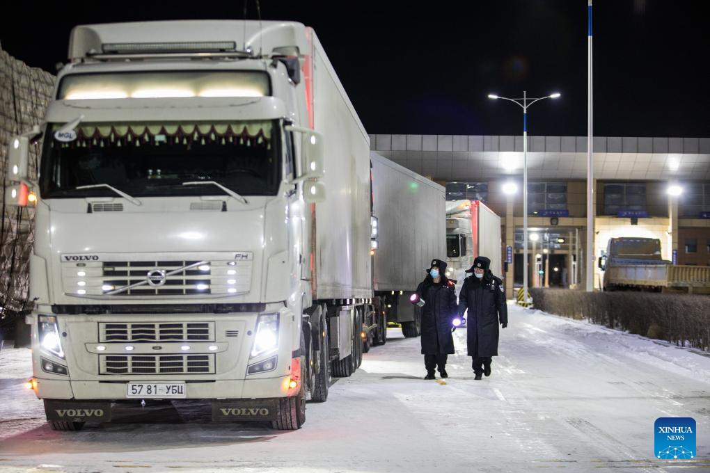 Largest land port on China-Mongolia border pilots 24-hour freight ...