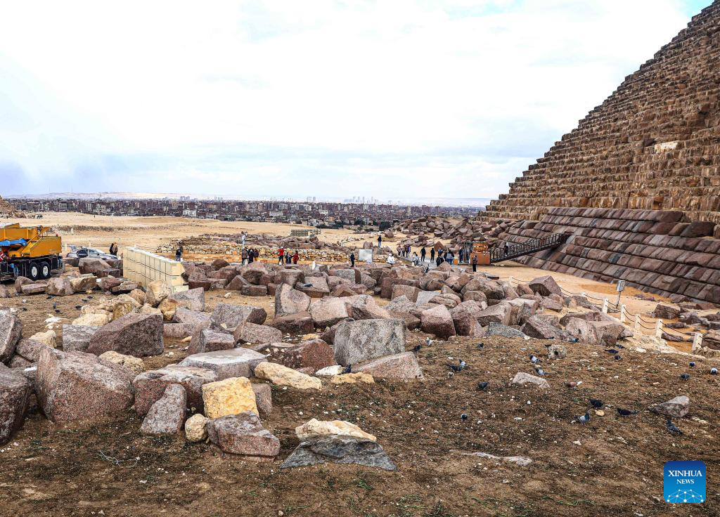 Giza pyramid cladding project raises debate in Egypt-Xinhua