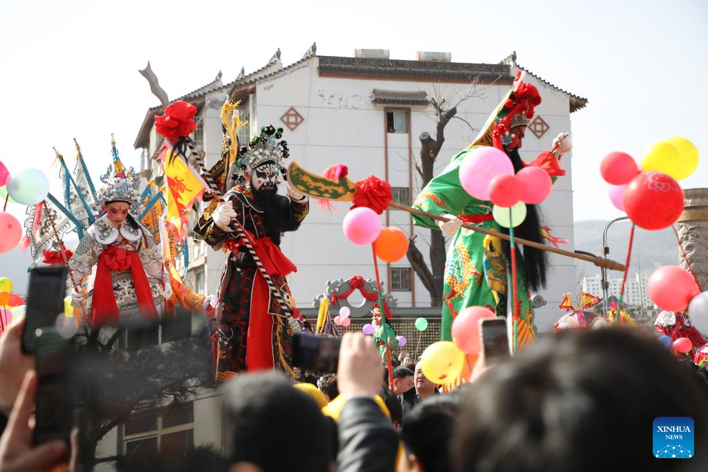 Across China: Local delicacy spices up tourism in northwest China city ...