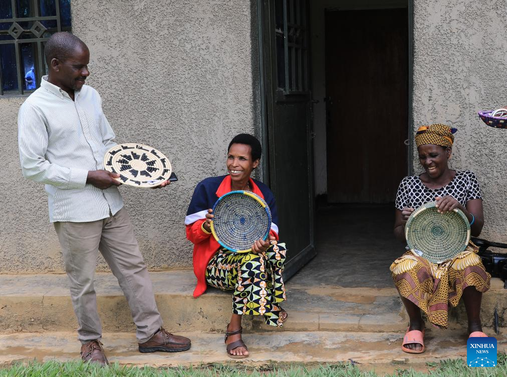 Genocide survivors and offenders coexist in Rwandan reconciliation ...