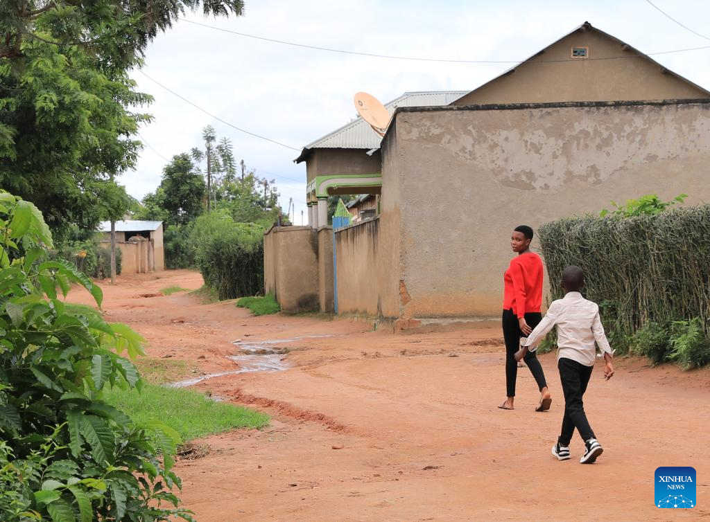 Genocide survivors and offenders coexist in Rwandan reconciliation ...