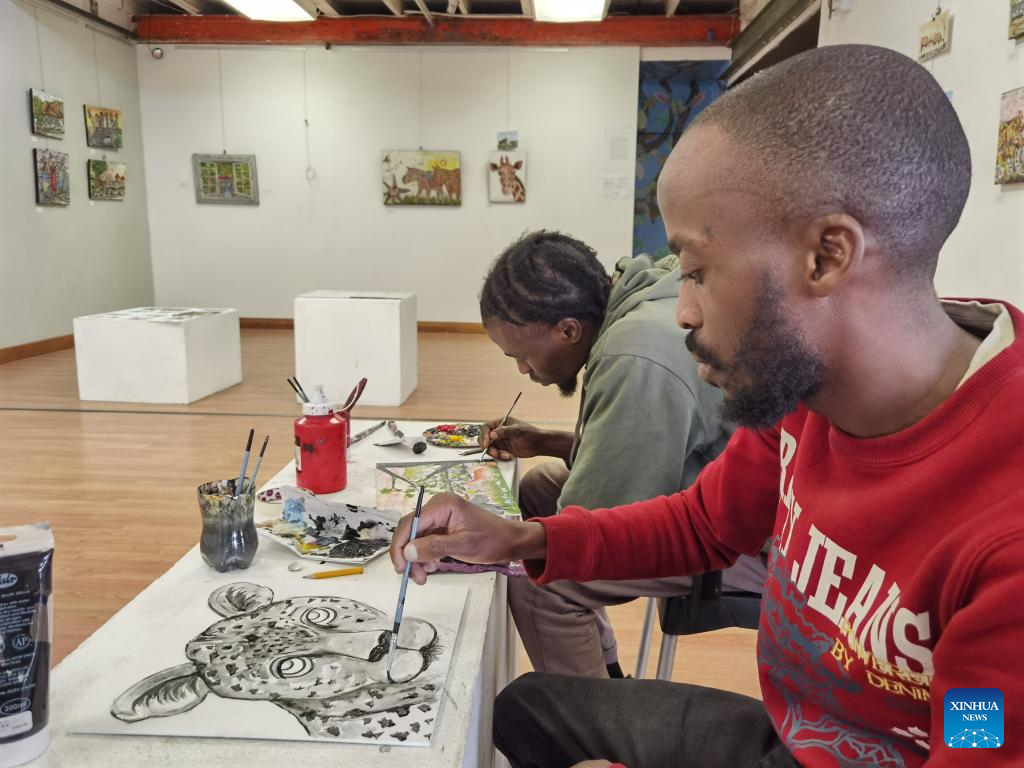Namibian artists advocate wildlife conservation through art exhibition ...