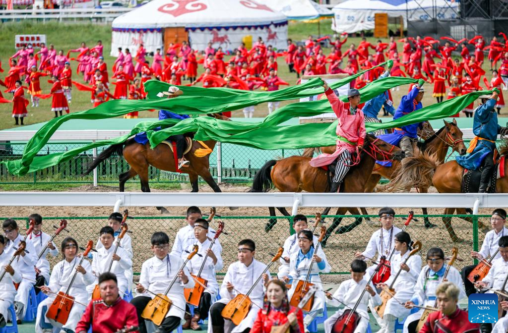 Nadam fair kicks off in N China's Inner Mongolia-Xinhua