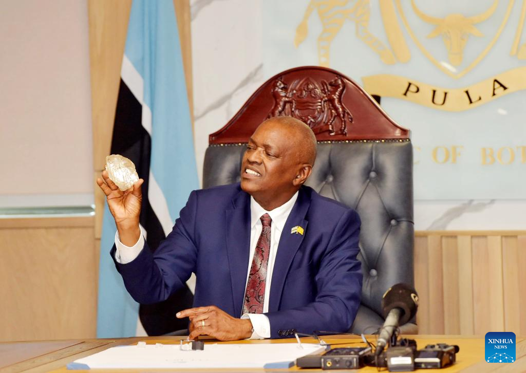 2,492-carat diamond unearthed in Botswana-Xinhua