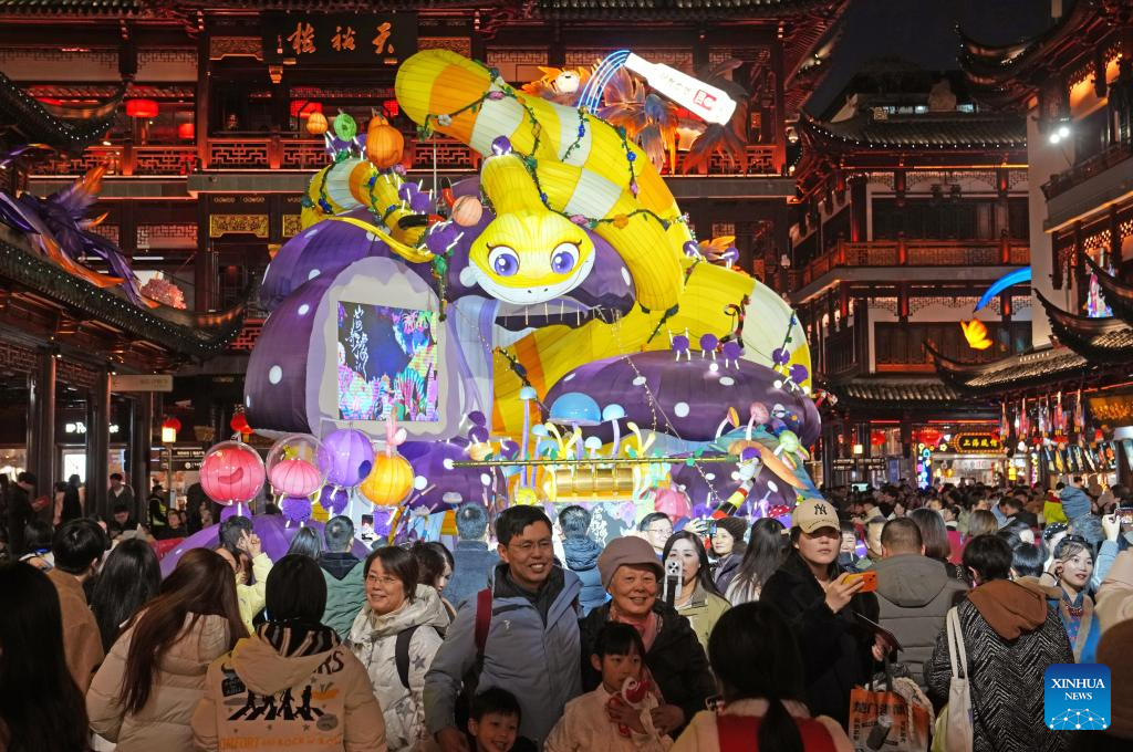 Yuyuan Garden Lantern Festival opens in Shanghai-Xinhua