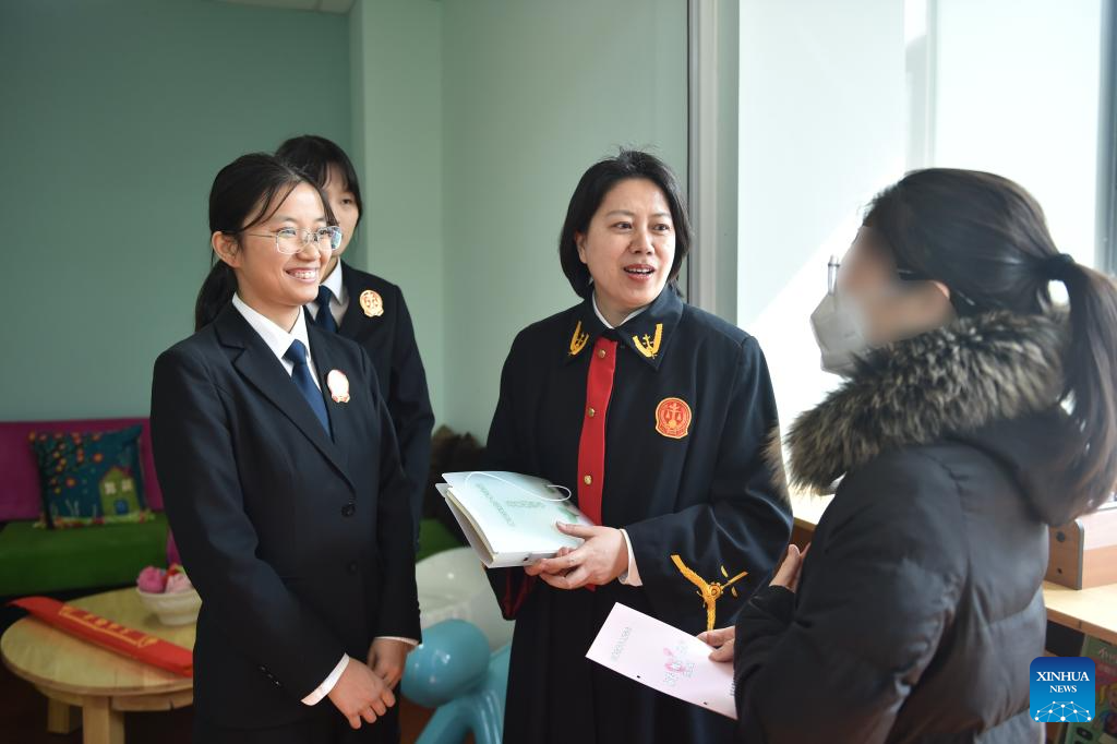 Female judges perform their daily duties in Beijing-Xinhua
