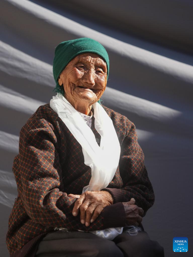 Pic story: former serf enjoys happy life in China's Xizang-Xinhua