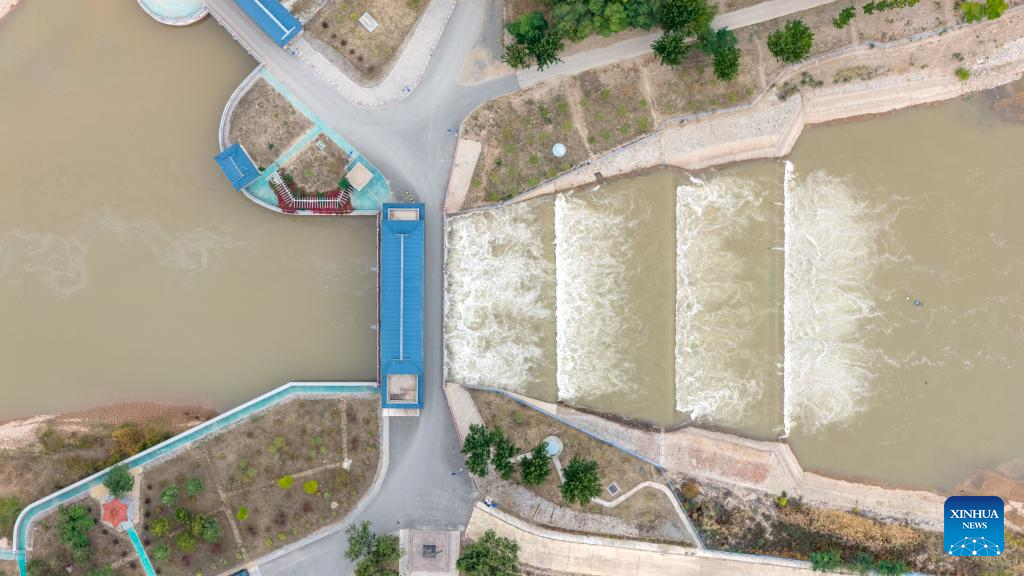 Seasonal irrigation underway in Bayannur, N China's Inner Mongolia-Xinhua