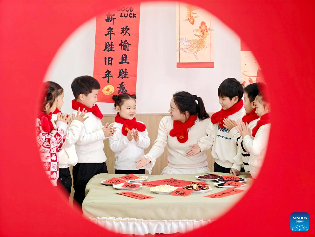 Laba Festival celebrated in China-Xinhua