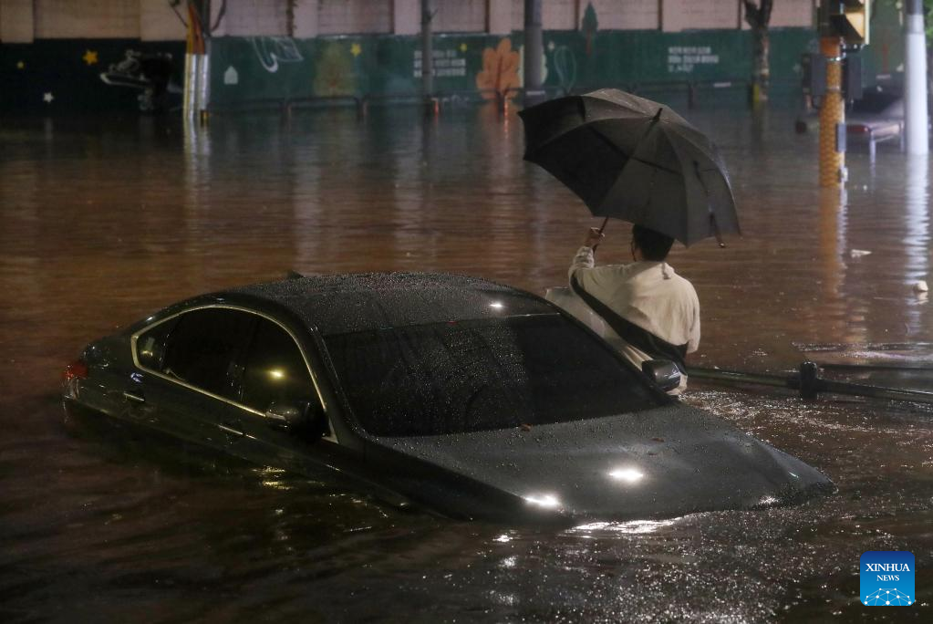 8 killed, 6 missing in S.Korean heavy rains-Xinhua