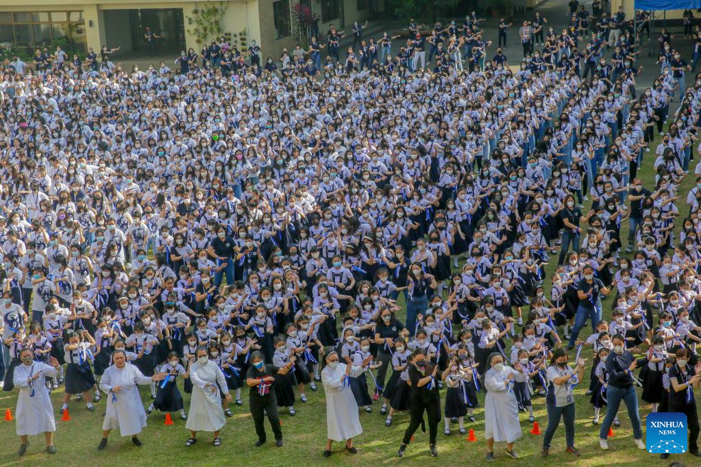 Students and teachers participate in "One Billion Rising" global ...