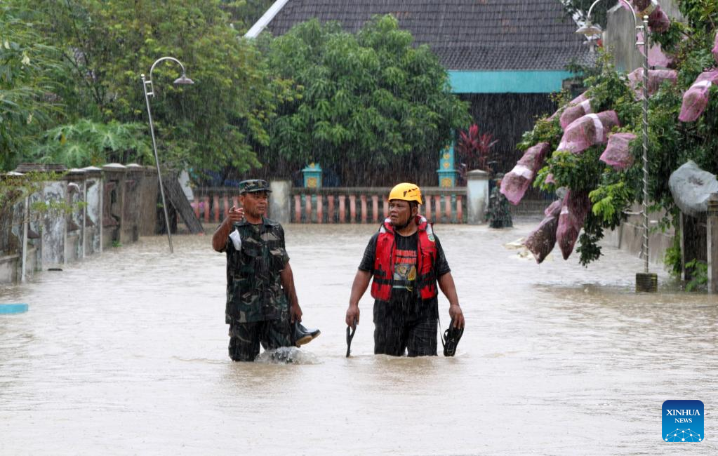 Flood hits Sragen, Indonesia-Xinhua