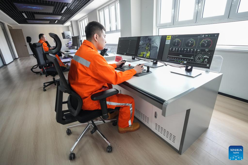 Iron mine intelligently upgraded in Anshan City, NE China-Xinhua