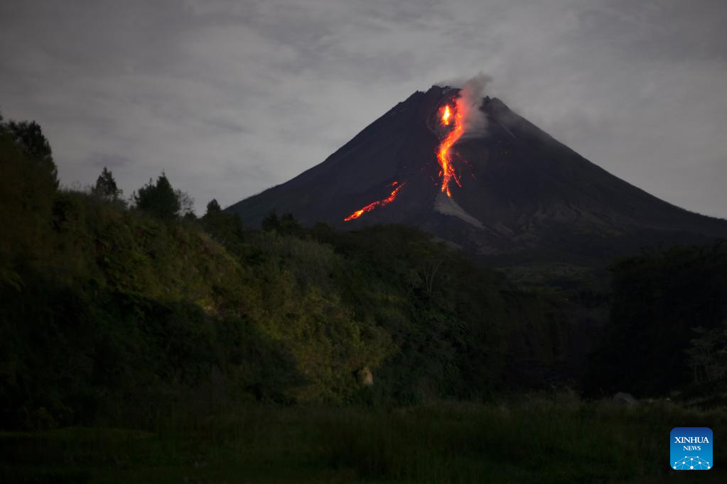 Mount Merapi volcano erupts in Indonesia-Xinhua