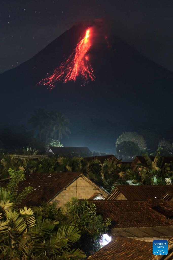 Mount Merapi volcano erupts in Indonesia-Xinhua
