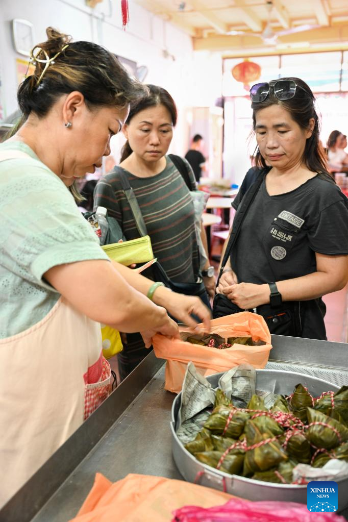 In pics: Nyonya rice dumplings in Malacca, Malaysia-Xinhua