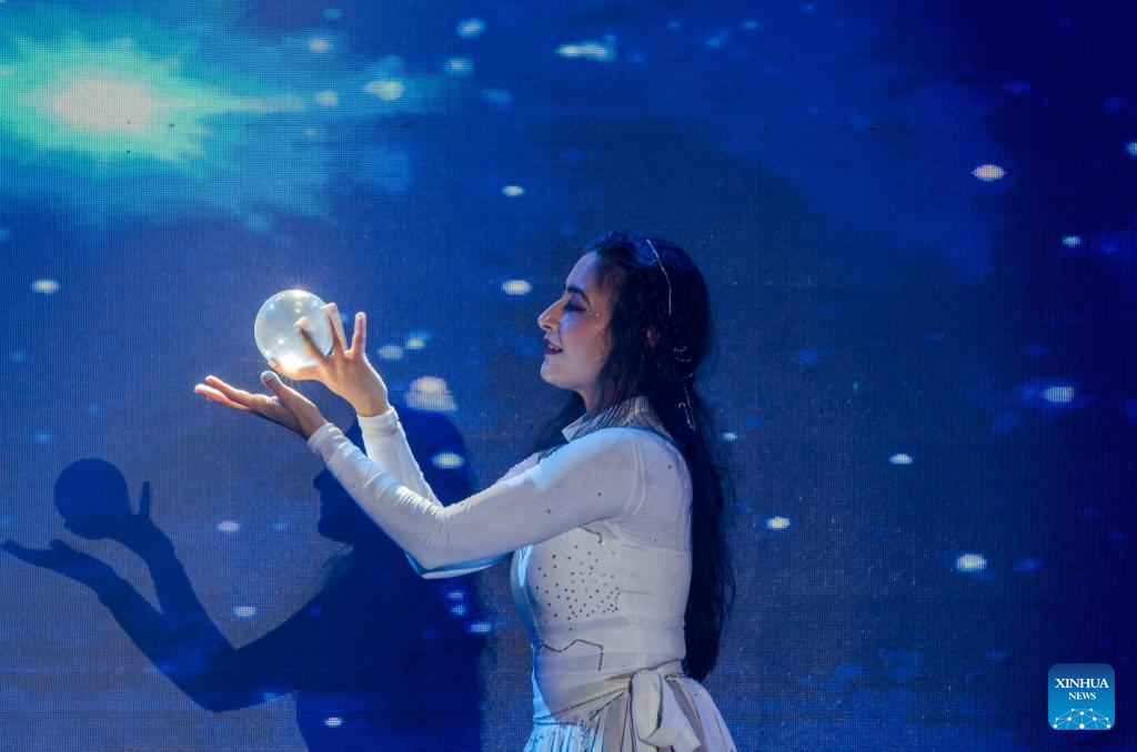 In pics: performance of China's Xinjiang Art Theater Muqam Art Troupe ...