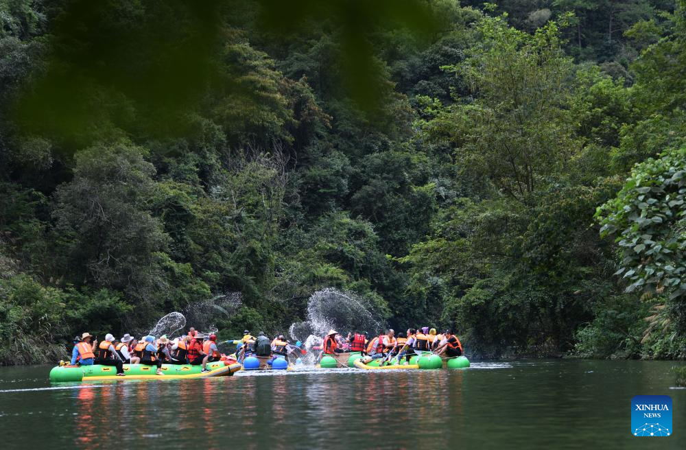 Tourists visit Dongjiang Lake scenic spot in Hunan-Xinhua
