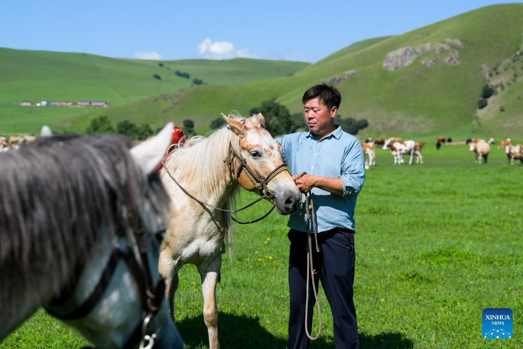 Pic story: herdsman's summer life in Horqin Right Wing Front Banner, N ...
