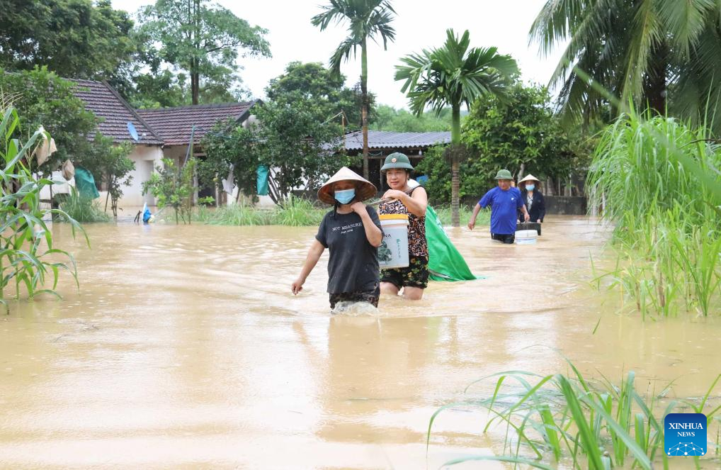 Floods kill 9 in Vietnam-Xinhua