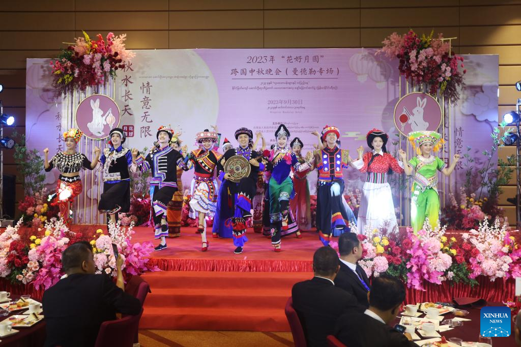 Chinese Mid-Autumn Festival celebrated in Myanmar's Mandalay-Xinhua