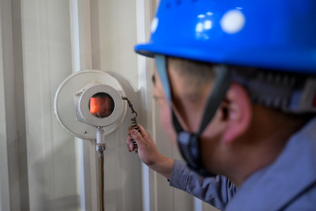 Heating companies in China endeavor to provide effective heating ...