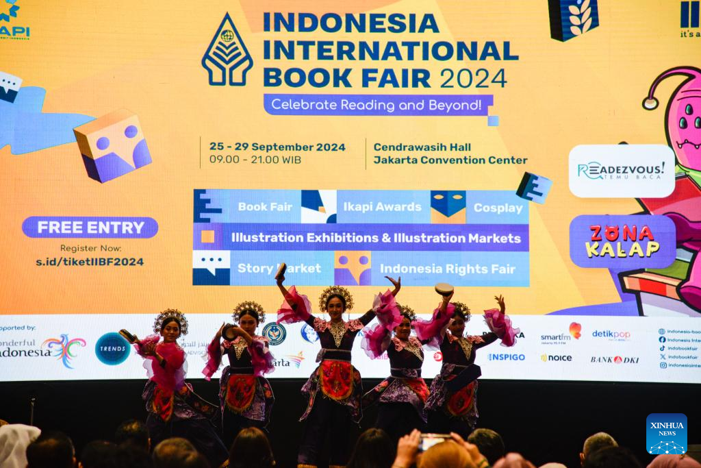 Chinese publishers shine at Indonesia International Book Fair-Xinhua