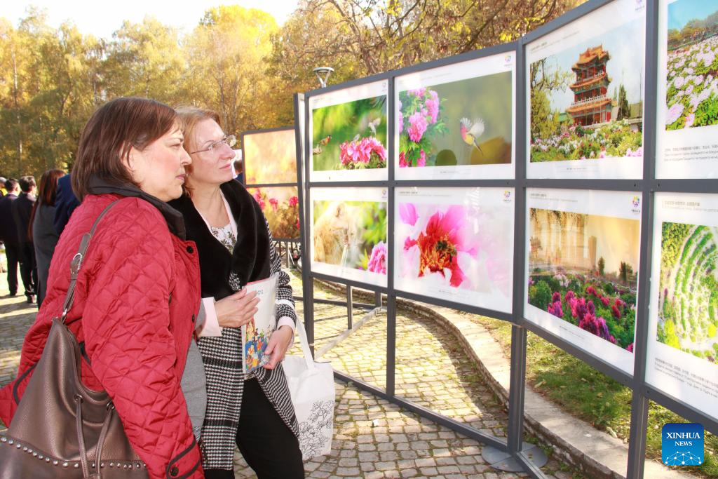 Chinese peony gardens planted in Bulgaria to cement friendships-Xinhua