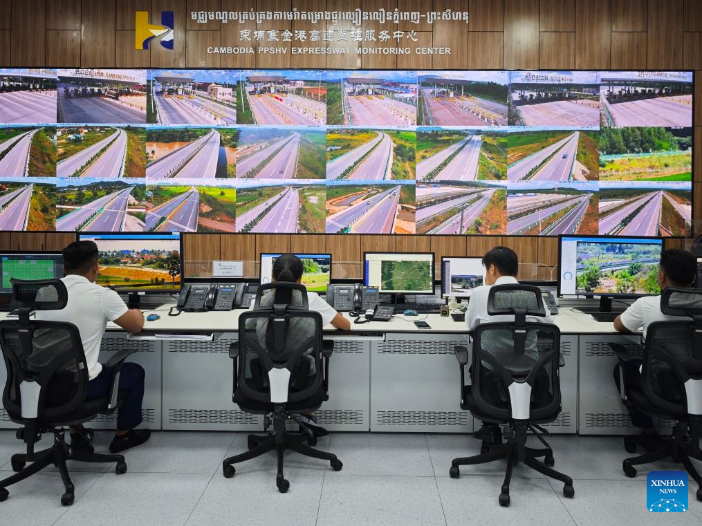 Users of Chinese-invested expressway in Cambodia top 10 mln-Xinhua
