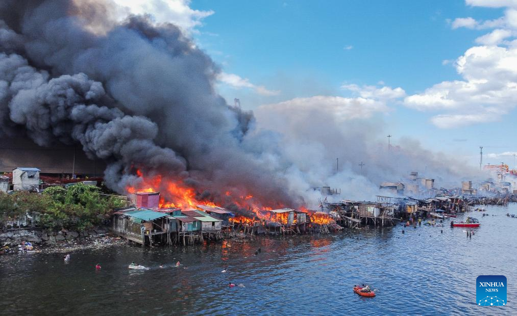 Huge fire in Philippine capital leaves 2,000 families homeless-Xinhua