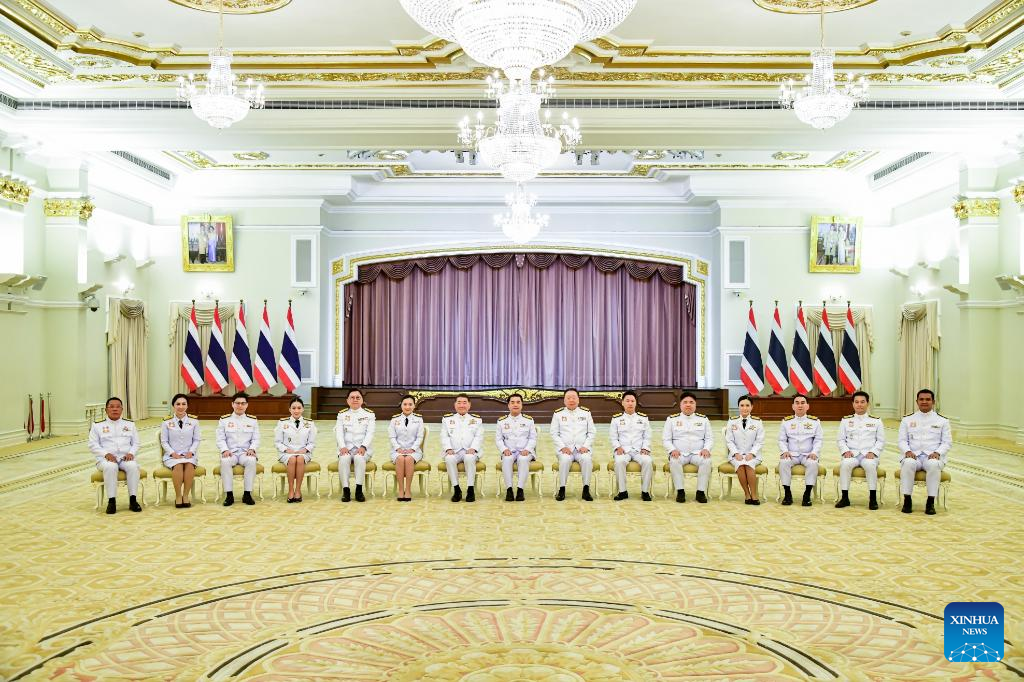 Thai king swears in new ministers after cabinet reshuffle-Xinhua