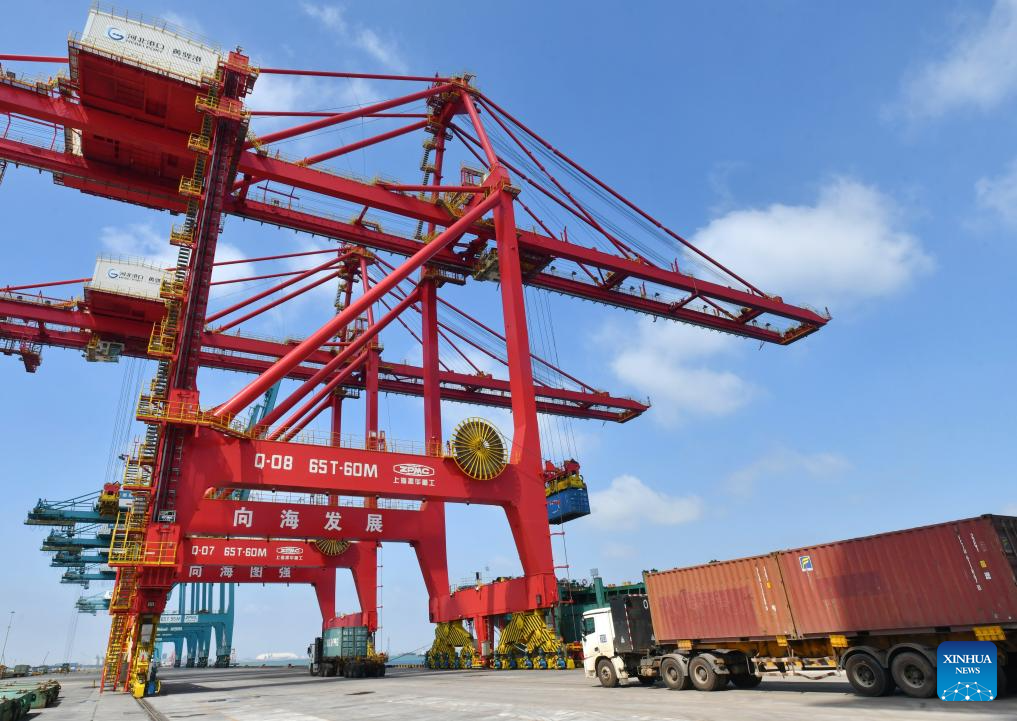Cargo throughput at Huanghua Port exceeds 179 mln tonnes in H1-Xinhua