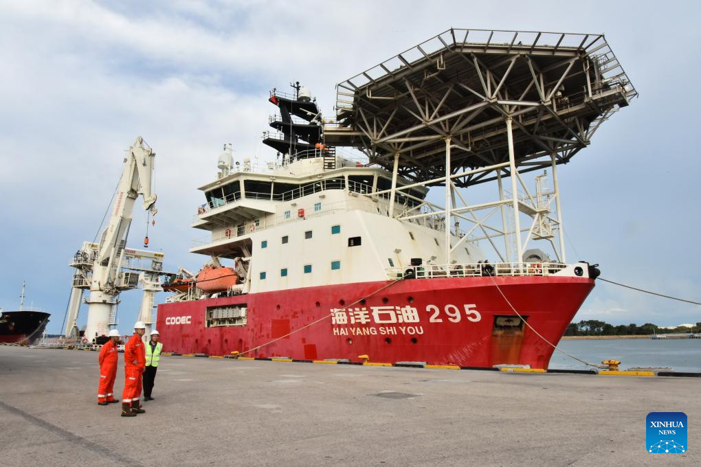 China's "HYSY 295" vessel begins maiden Brunei marine mission-Xinhua