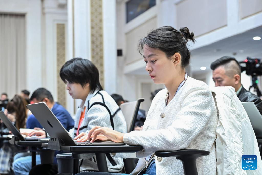 263,000 Chinese couples benefit from simplified marriage registry-Xinhua