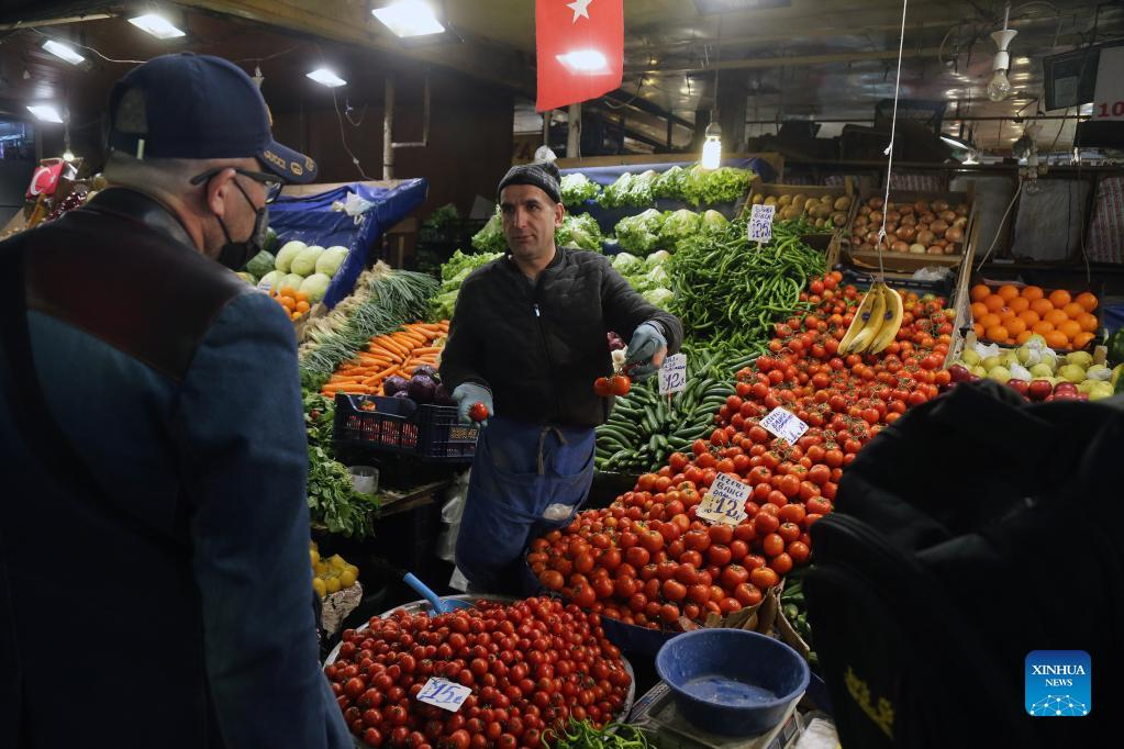Turkey's annual inflation hits two-decade high of nearly 70 percent-Xinhua